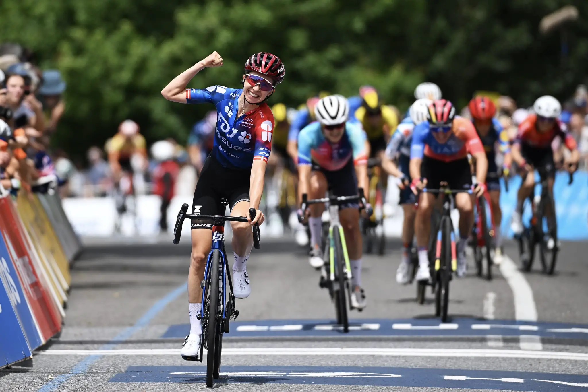Tour Down Under Women 2024, Cecilie Uttrup Ludwig triomphe devant ...